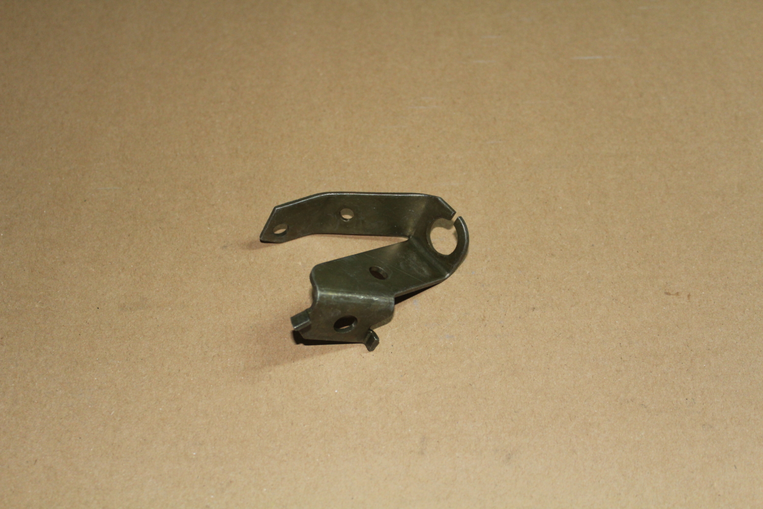 Halter für Gaszug - Wagner Armeefahrzeuge